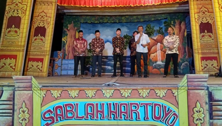 SEKDA DEMAK HADIRI SEDEKAH BUMI DESA BOTOREJO : PE SEKDA DEMAK HADIRI SEDEKAH BUMI DESA BOTOREJO : PE